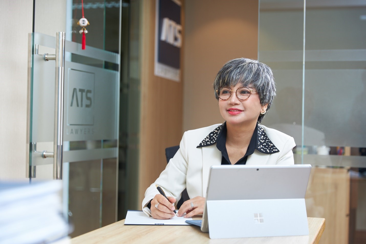 Leading lawyers for navigating Vietnam labor law for foreigners